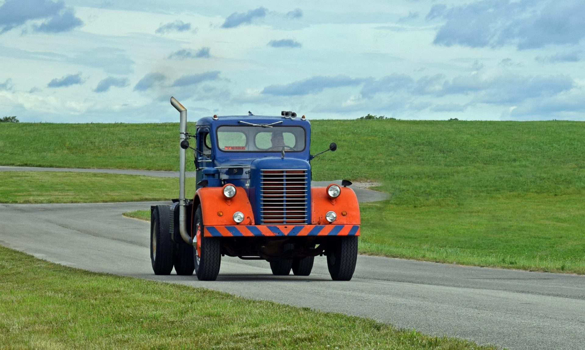 Corbitt Truck Chassis for Oren Fire Trucks – Corbitt Preservation ...